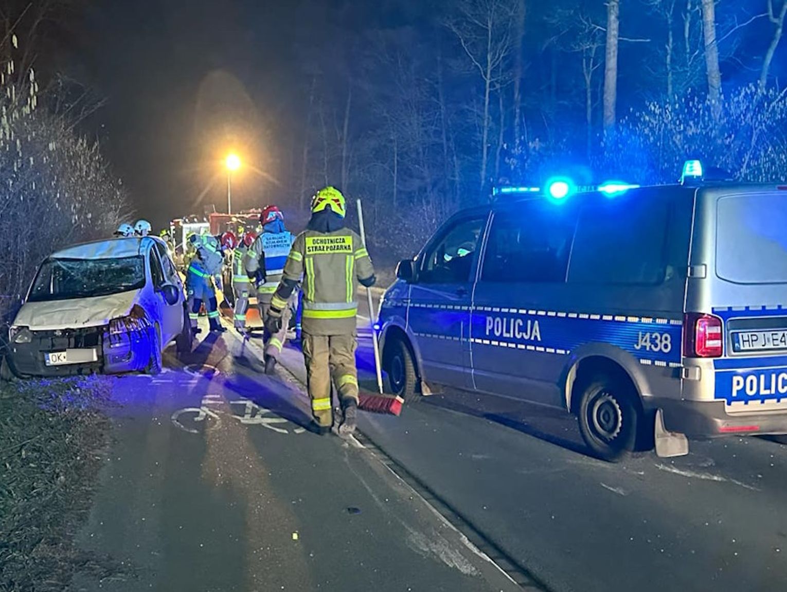 Nie chciał jechać do szpitala. Alkomat pokazał 1,6 promila. Policjanci ...