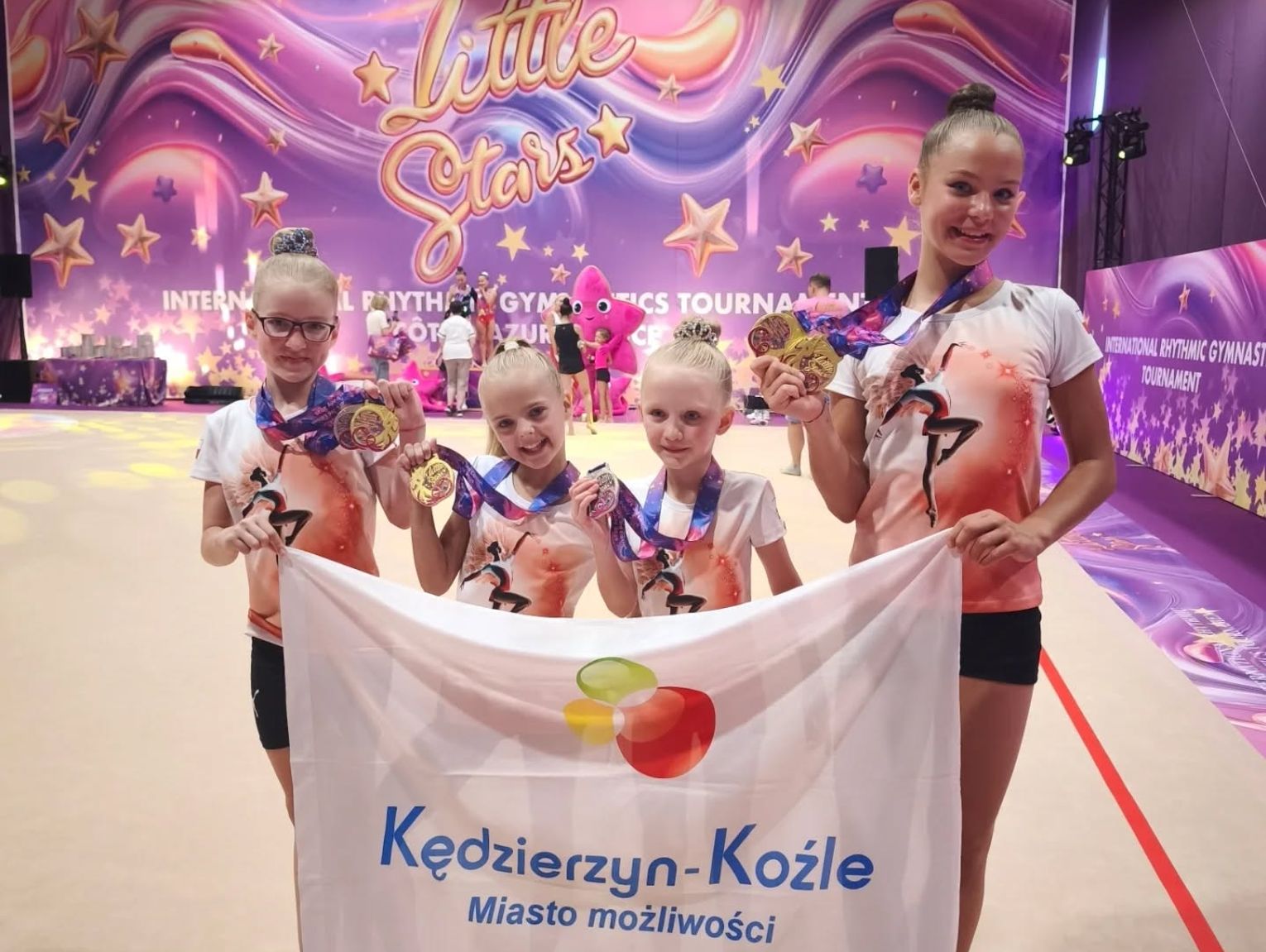 Dziewczyny pokazały światowy poziom. Sukces zawodniczek Magia ...
