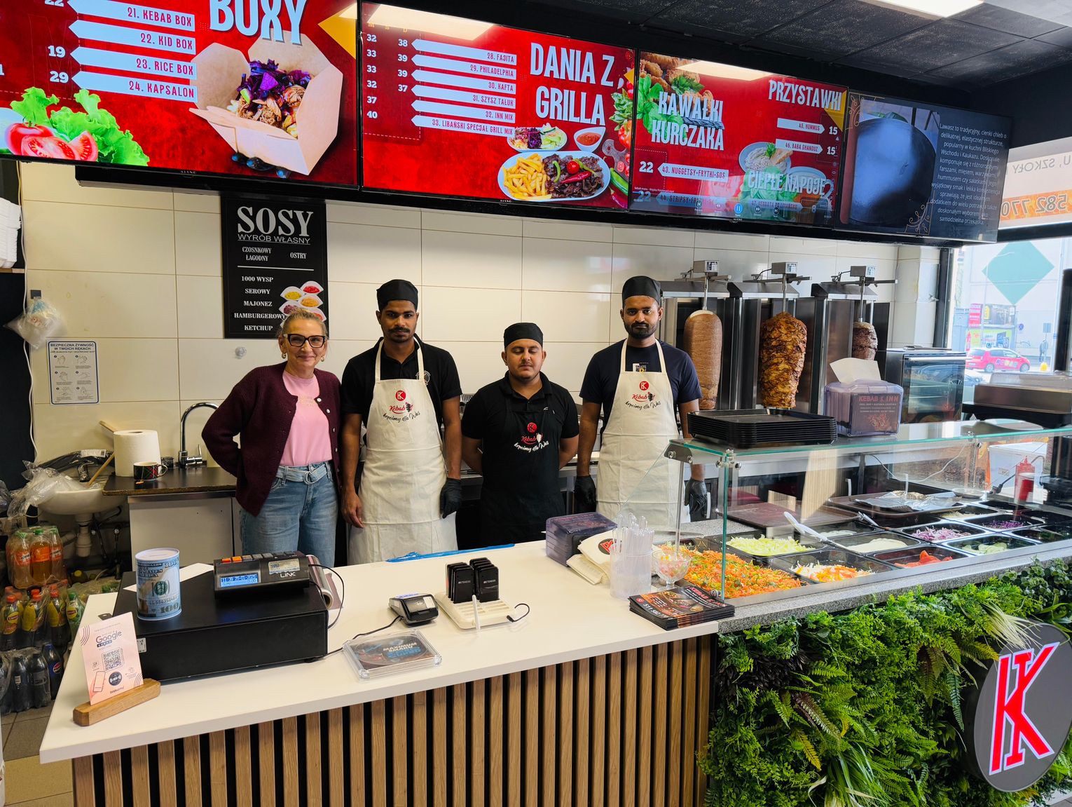 Kebab Inn wprowadza kraftowy kebab, a lawasz i bułki będą wypiekać na ...